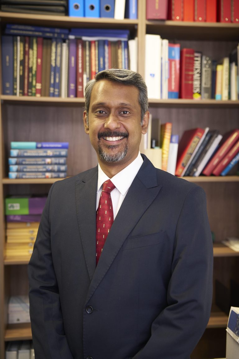 Dr Santhosh George Thomas - Macquarie Neurosurgery & Spine